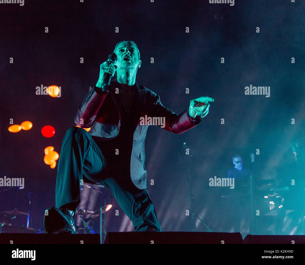 Dave gahan and andy fletcher hi-res stock photography and images - Alamy