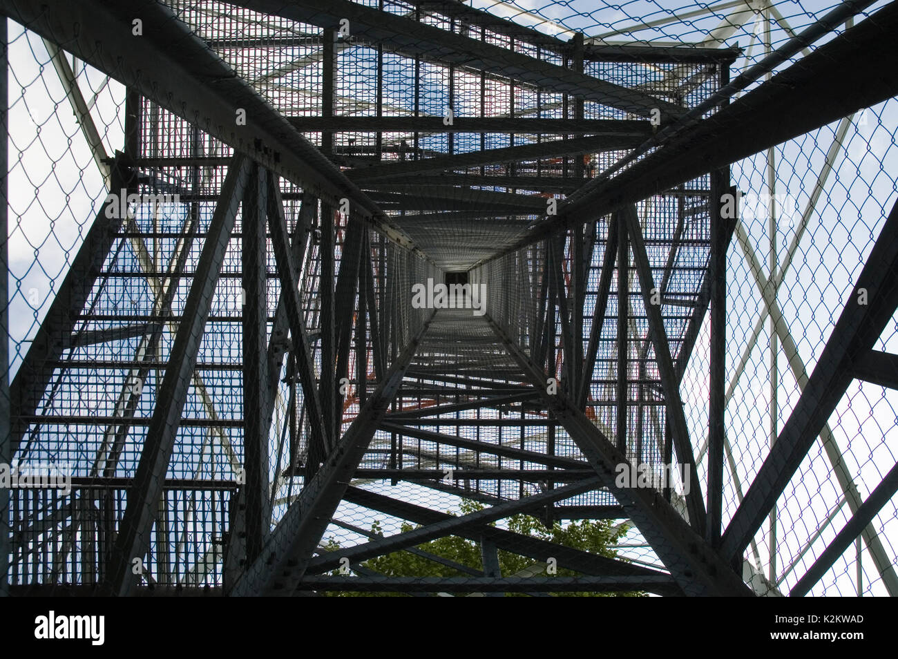 Steel Lattice Tower Stock Photos & Steel Lattice Tower Stock Images - Alamy