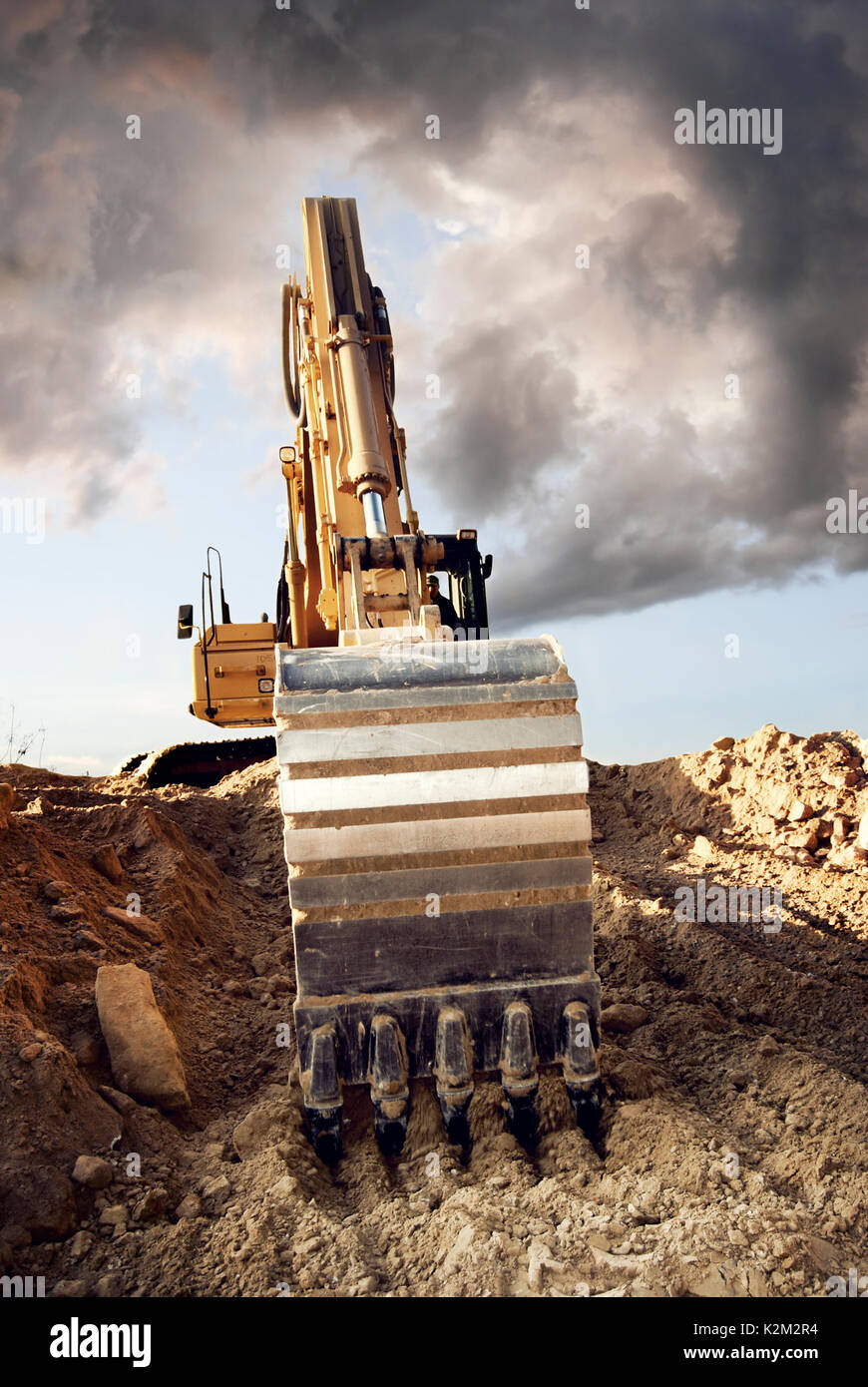excavator in action Stock Photo - Alamy