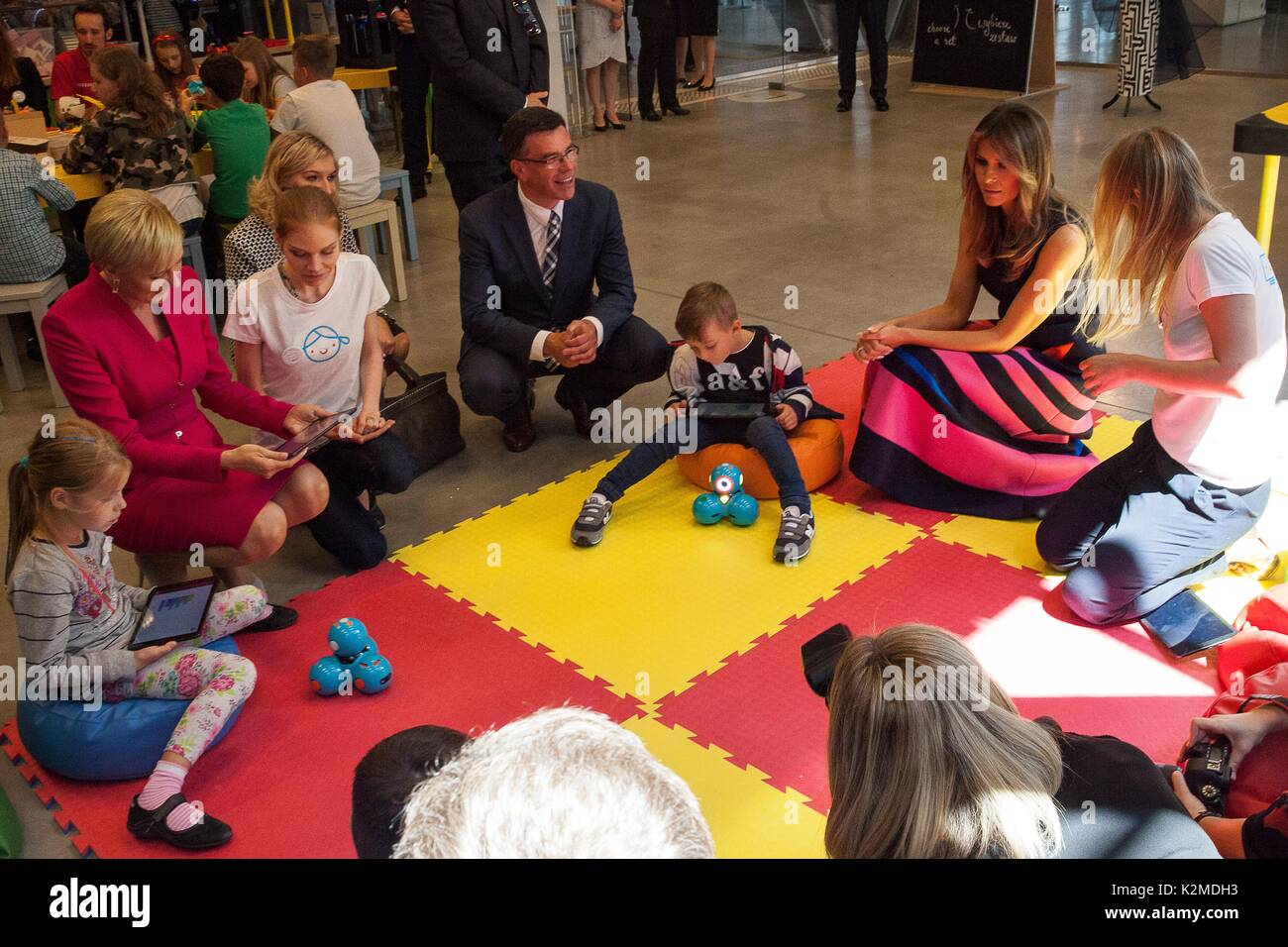 U.S. First Lady Melania Trump, right, and Polish First Lady Agata ...