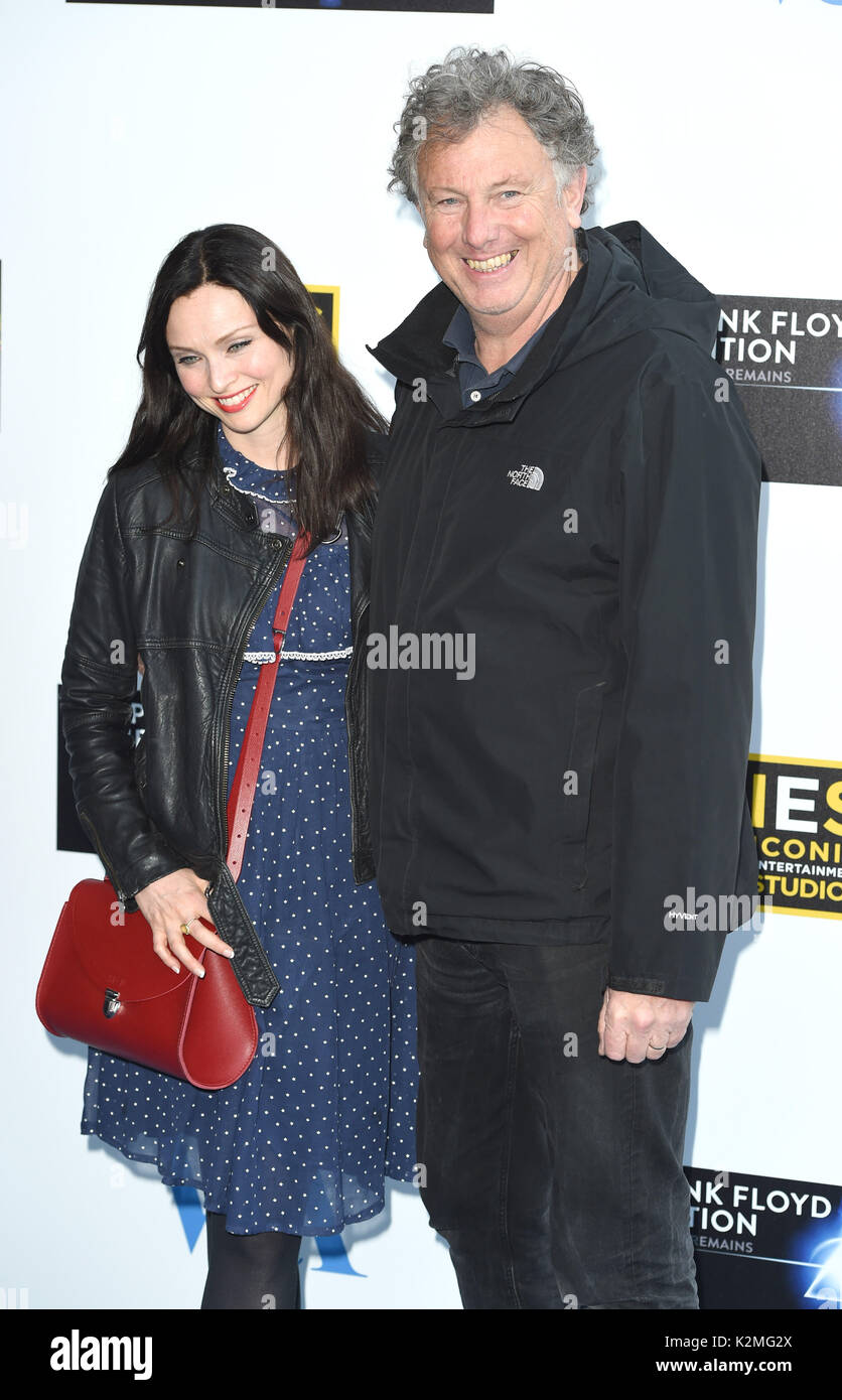 Sophie ellis bextor family hi-res stock photography and images - Alamy