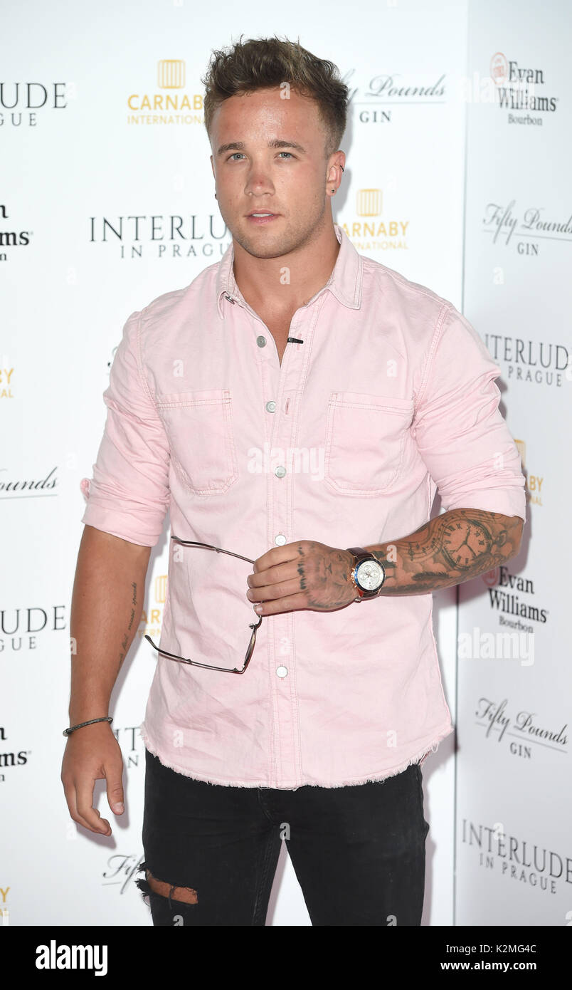 Photo Must Be Credited ©Alpha Press 079965 11/05/2017 Sam Callahan ...