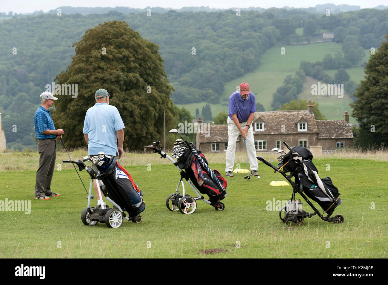 Elderly golf hi-res stock photography and images - Alamy