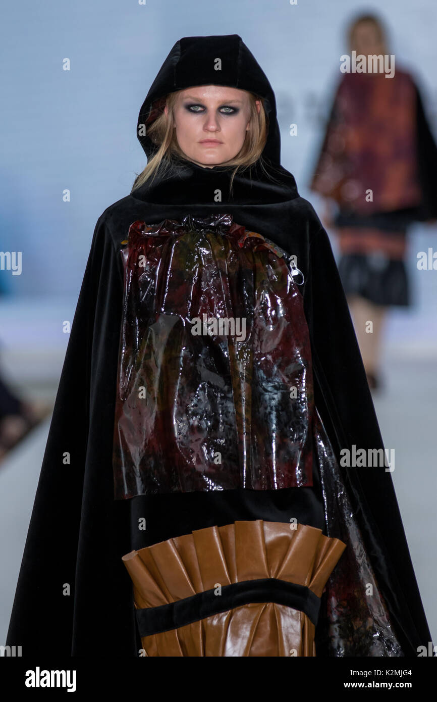 Fashion Models Stock Photo - Alamy