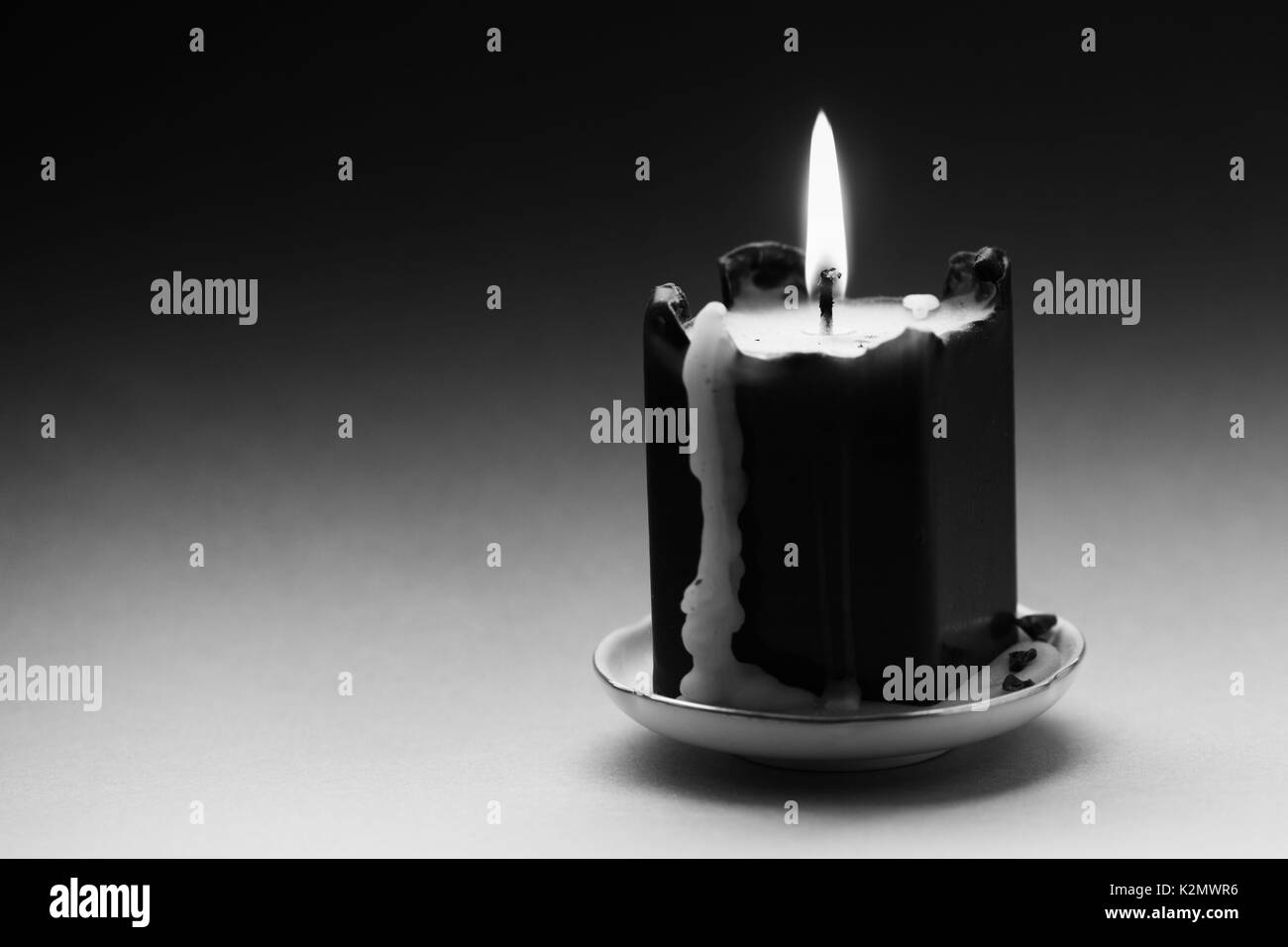 Field one single dark light hi-res stock photography and images - Alamy