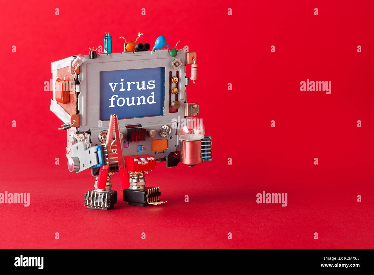 Malware scanning hi-res stock photography and images - Alamy