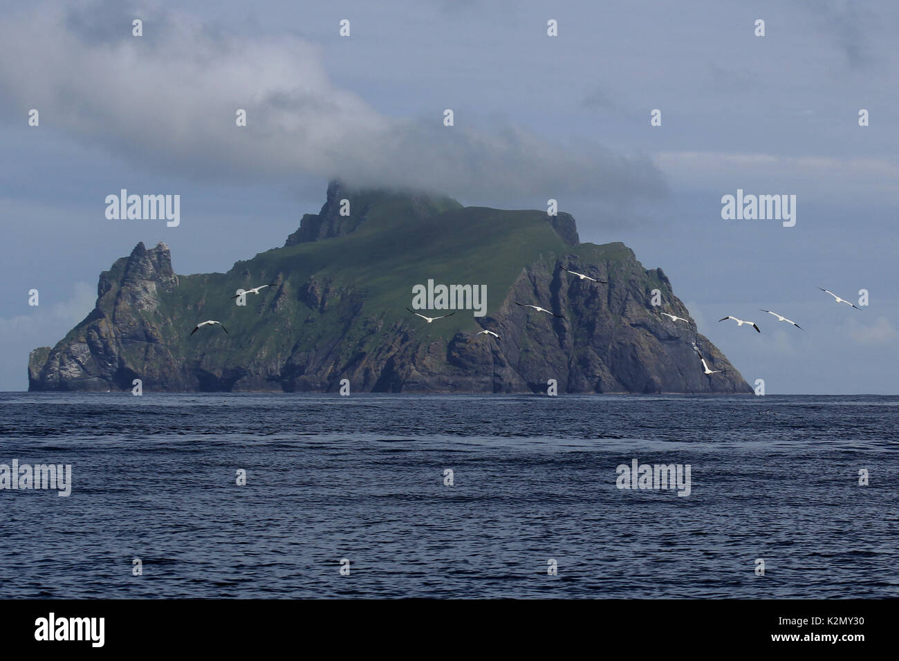 boreray and stacs viewed from the gap st kilda Stock Photo - Alamy