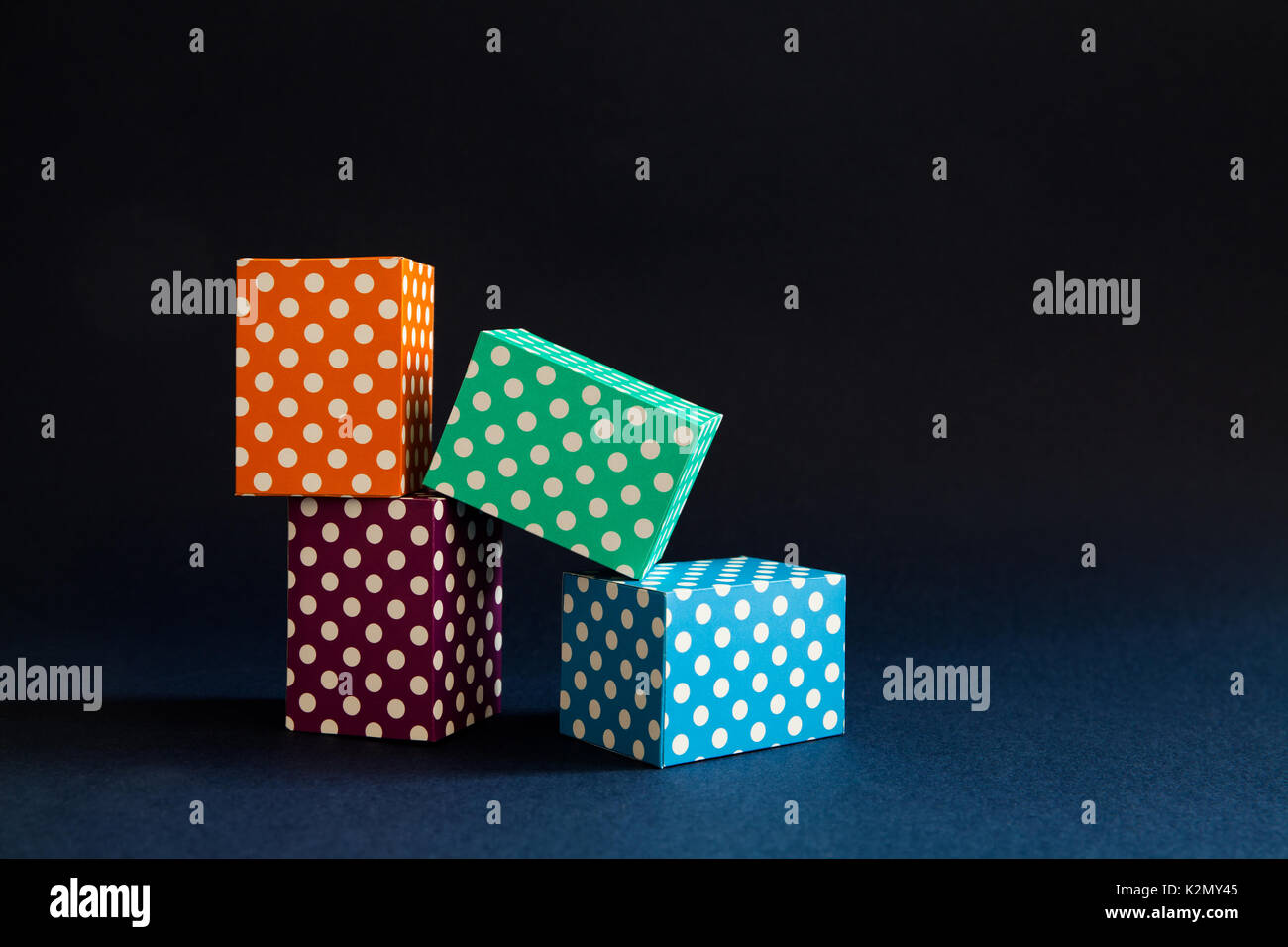 Dark blue rectangular blocks hi-res stock photography and images - Alamy