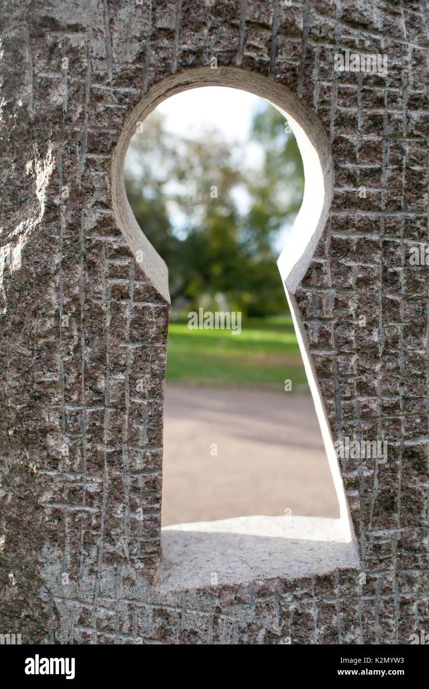 Keyhole symbol hi-res stock photography and images - Alamy