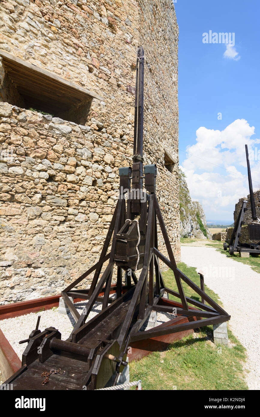 Trebuchet castle hi-res stock photography and images - Alamy