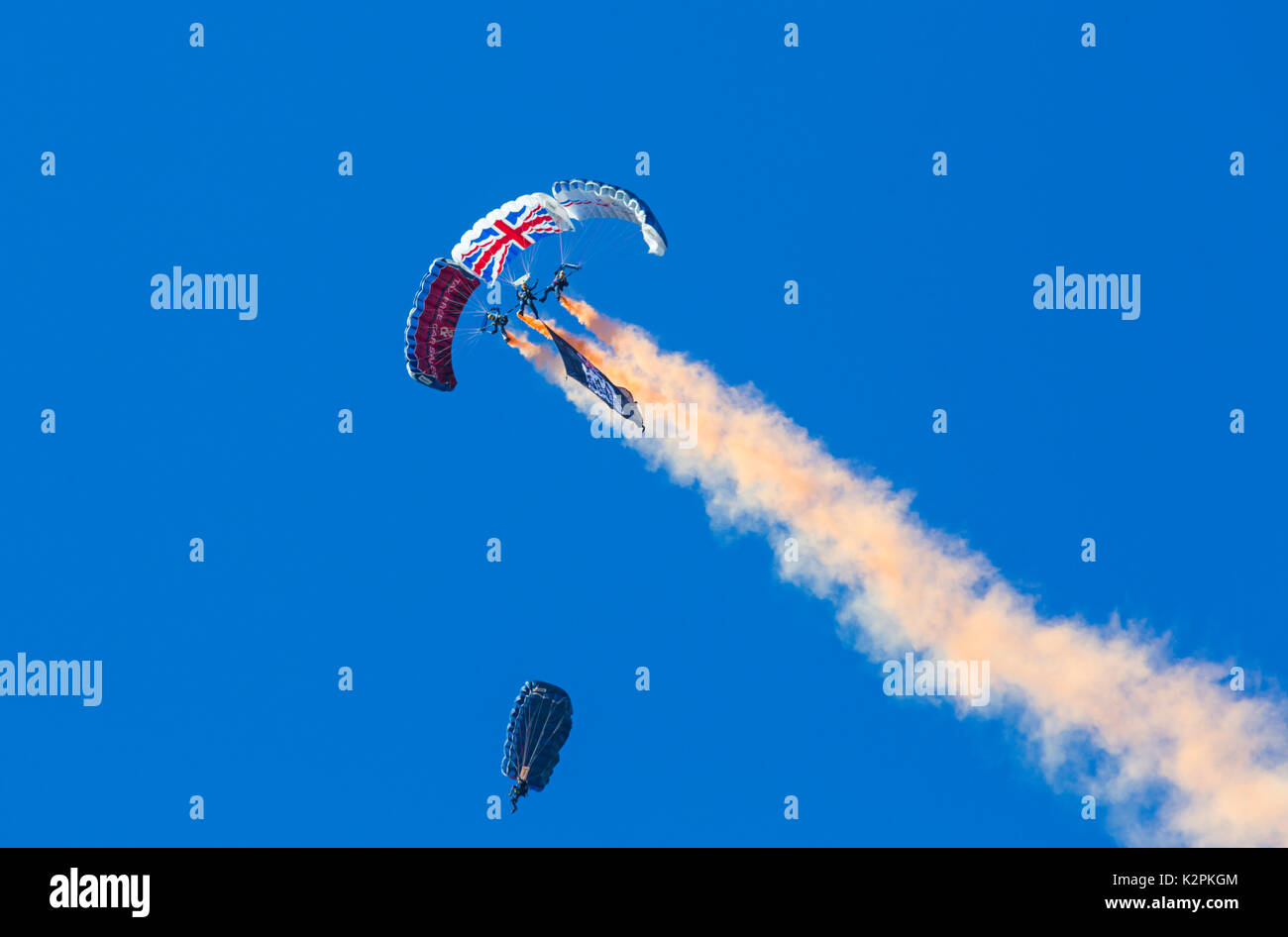 British Army Parachute Regiment Freefall Team High Resolution Stock ...