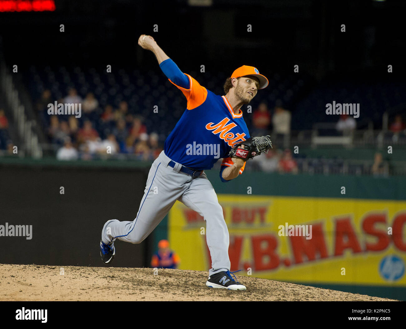 New York Mets relief pitcher Erik Goeddel (62) pitches in the eighth inning of the second game ...