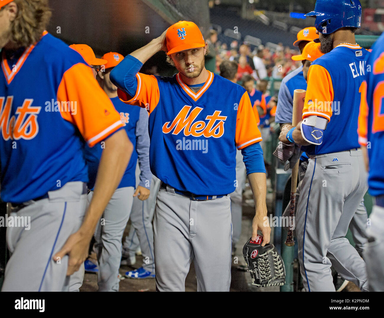 New York Mets relief pitcher Erik Goeddel (62) leaves the dugout ...