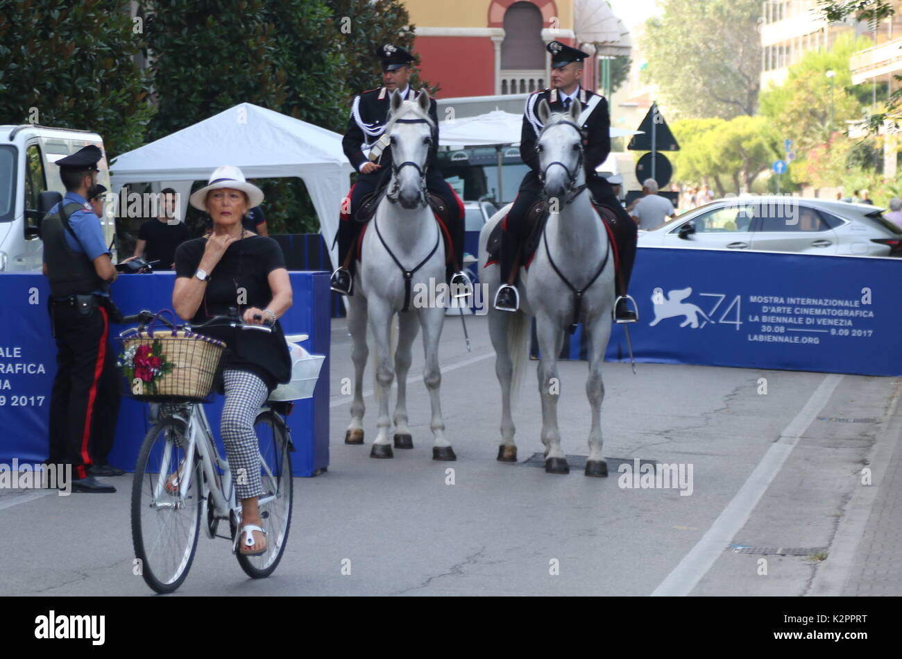 Venice, Italy. 31st Aug, 2017. A couple of Italian Carabinieri with ...
