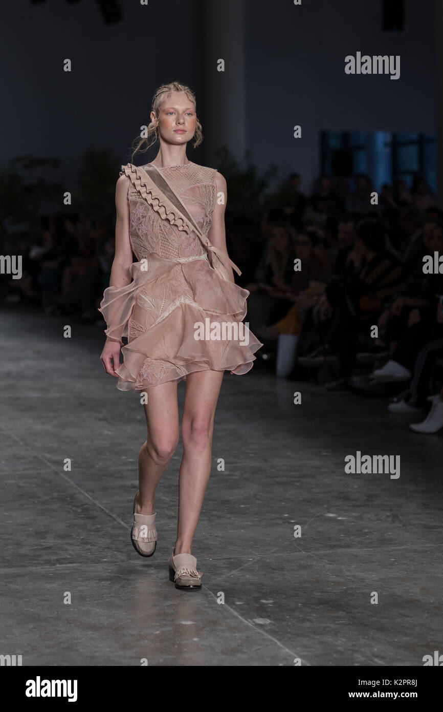 Sao Paulo, Sao Paulo, Brazil. 31st Aug, 2017. Model presents creation ...
