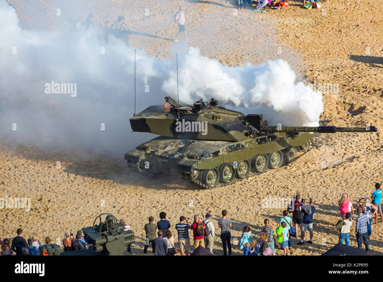 English tank chieftain hi-res stock photography and images - Alamy
