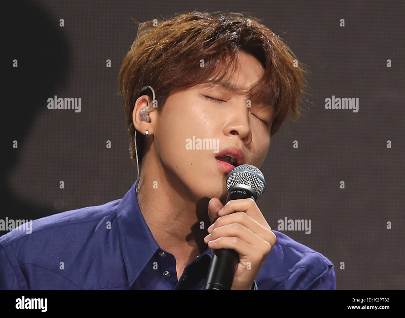 S. Korean singer Jung Sae-woon South Korean singer Jung Sae-woon ...