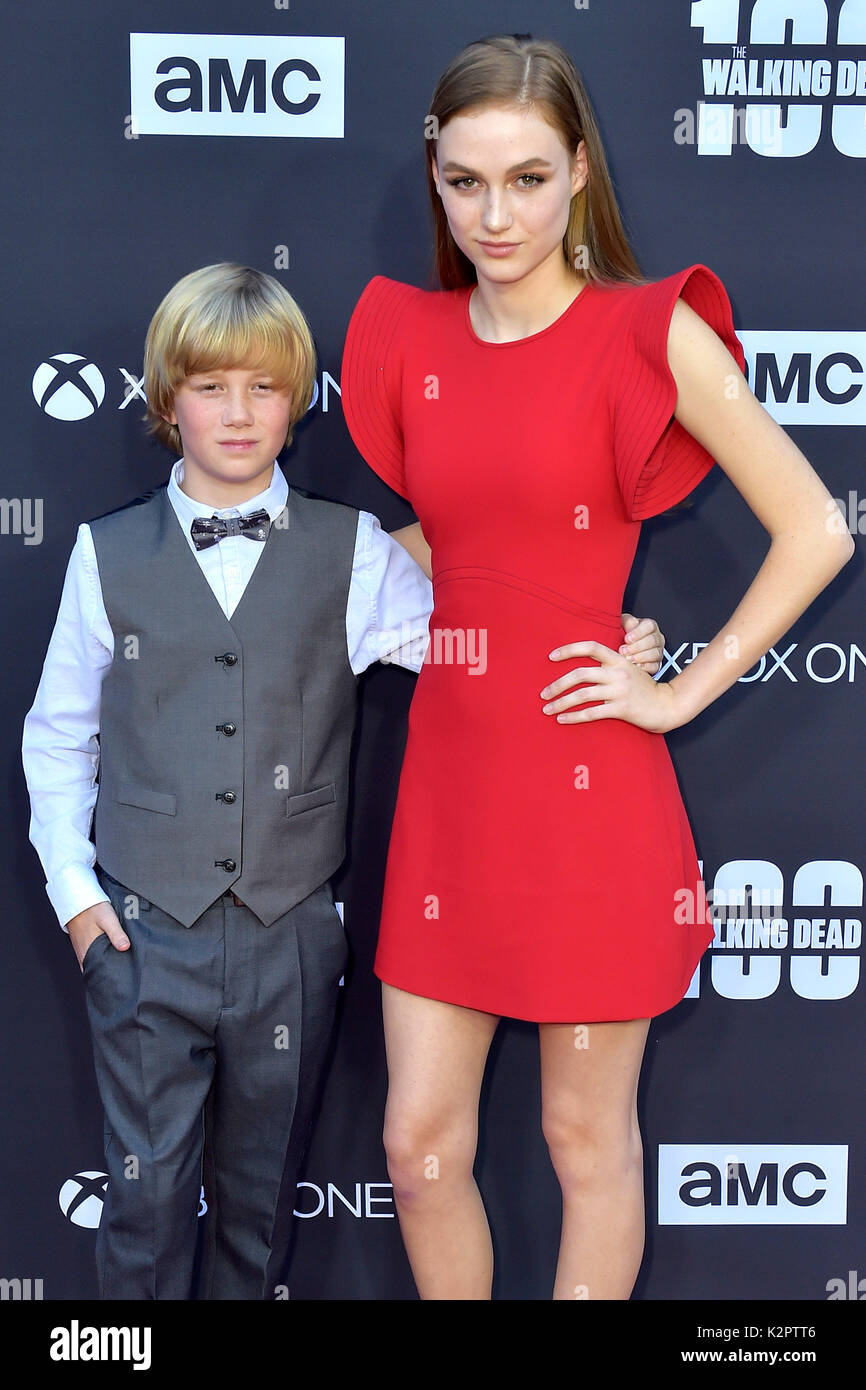 Los Angeles, USA. 22nd Oct, 2017. Macsen Lintz and Madison Lintz attend ...