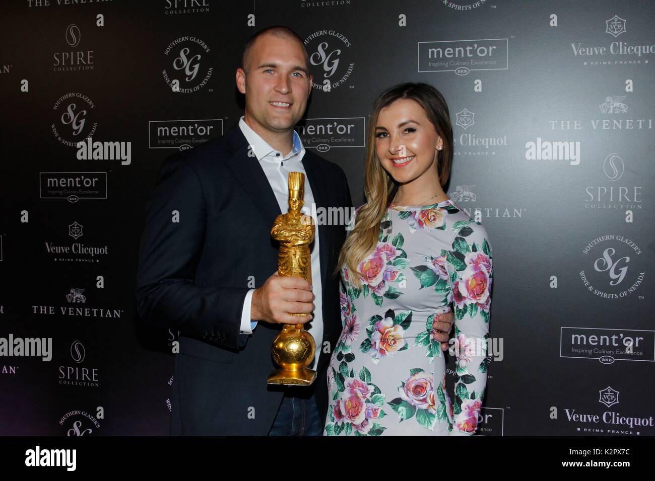 Mathew peters and lauren peters hi-res stock photography and images - Alamy