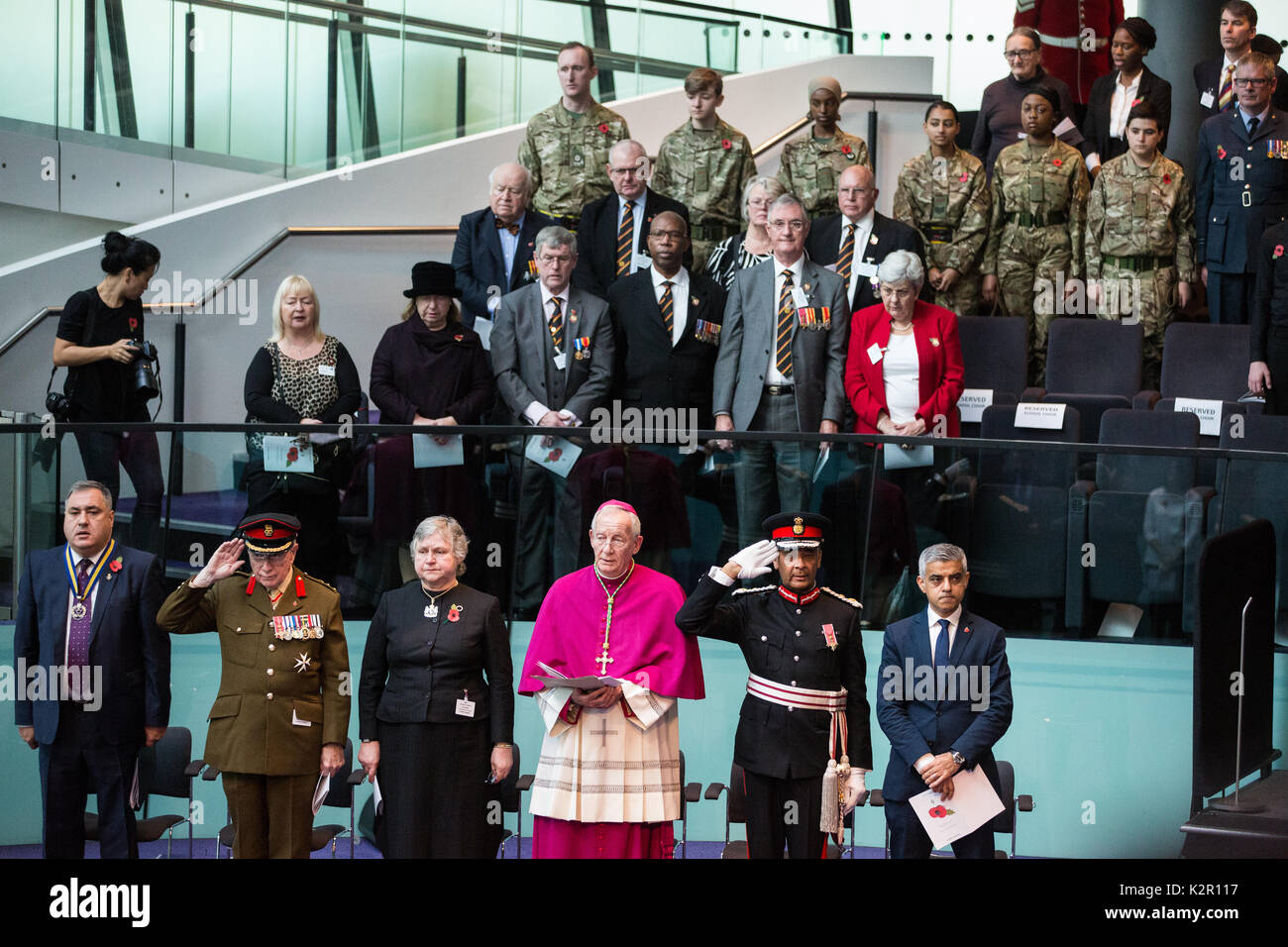London, UK. 10th Nov, 2017. The Annual Service of Remembrance at City ...