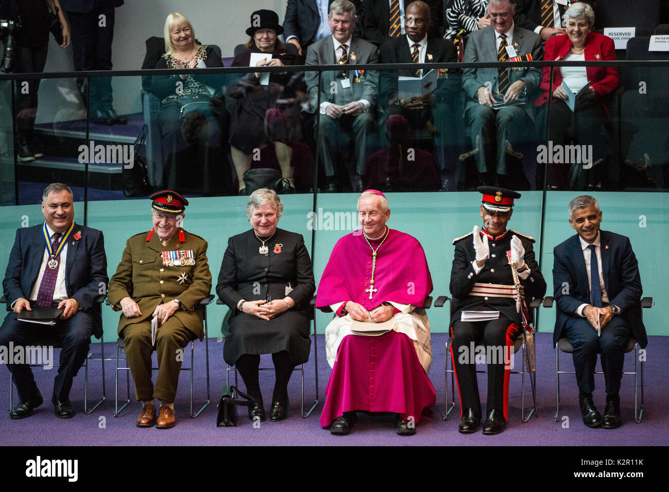 London, UK. 10th Nov, 2017. The Annual Service of Remembrance at City ...