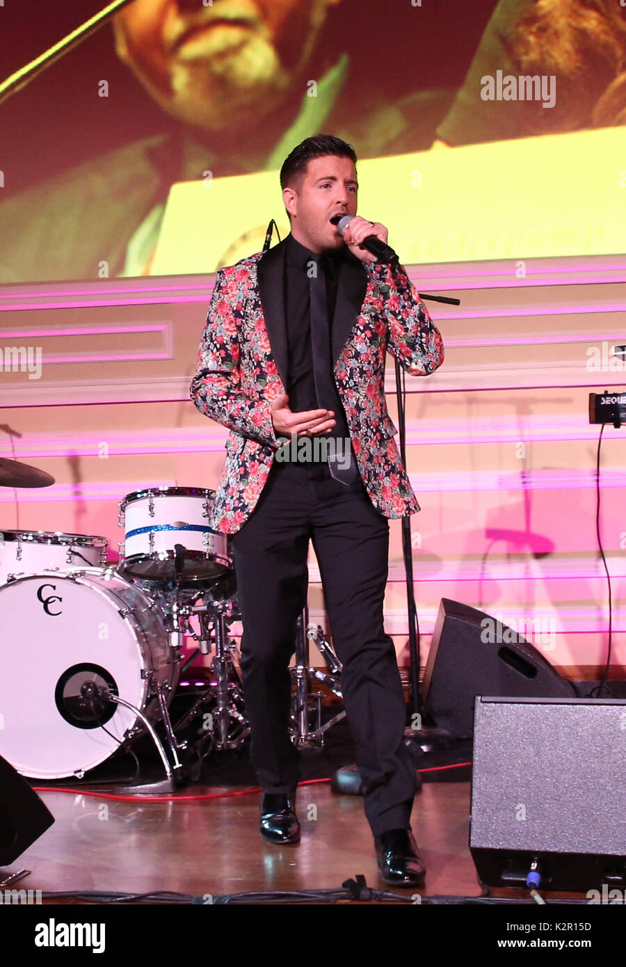 Los Angeles, Ca, USA. 9th Nov, 2017. Billy Gilman, at the 2nd Annual ...