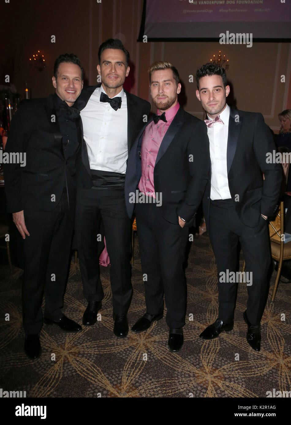 Los Angeles, Ca, USA. 9th Nov, 2017. Jason Landau, Cheyenne Jackson ...