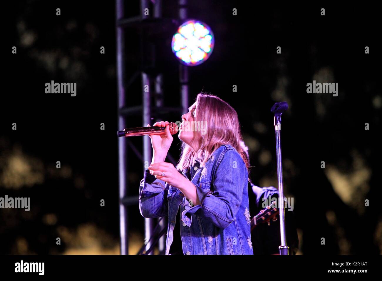 Temecula, CA. 5th Nov, 2017. LeAnne Rimes on stage for LeAnne Rimes ...