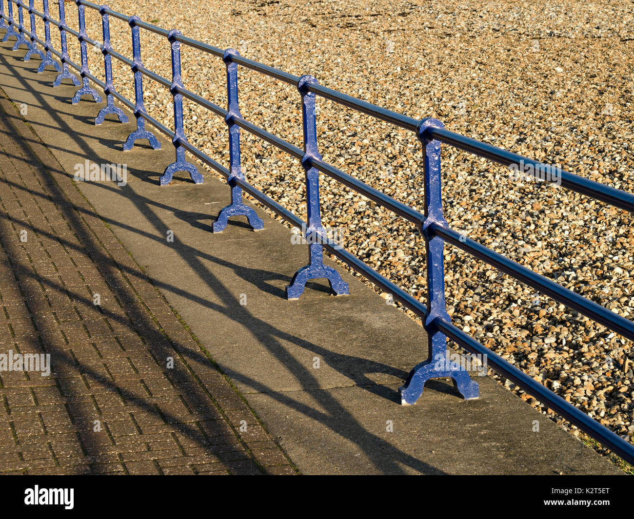 Beach promenade railing seafront hi-res stock photography and images ...