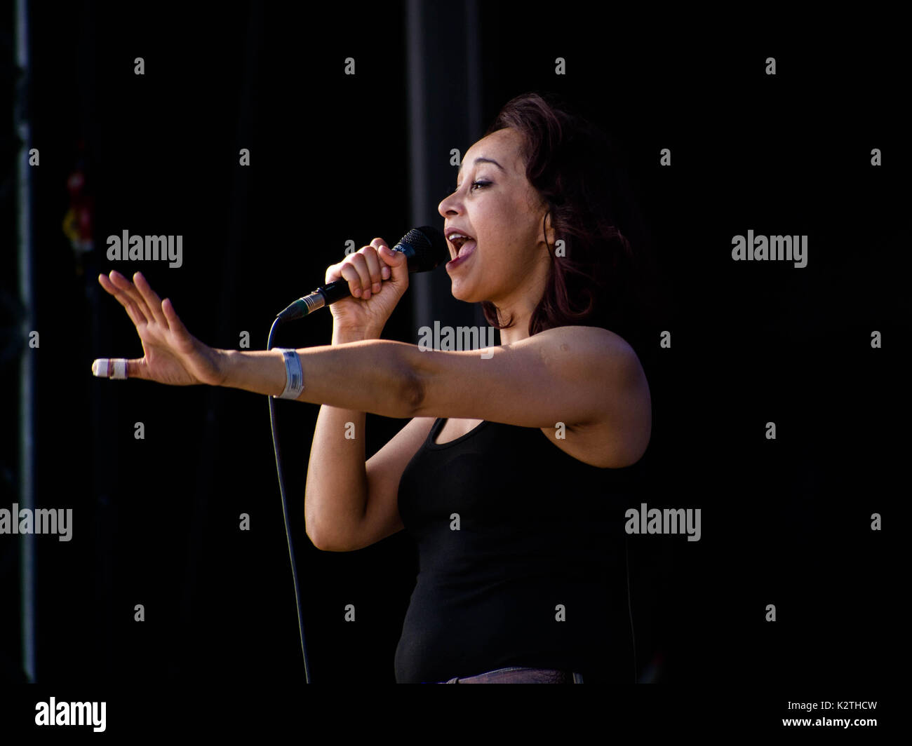 Echobelly hi-res stock photography and images - Alamy