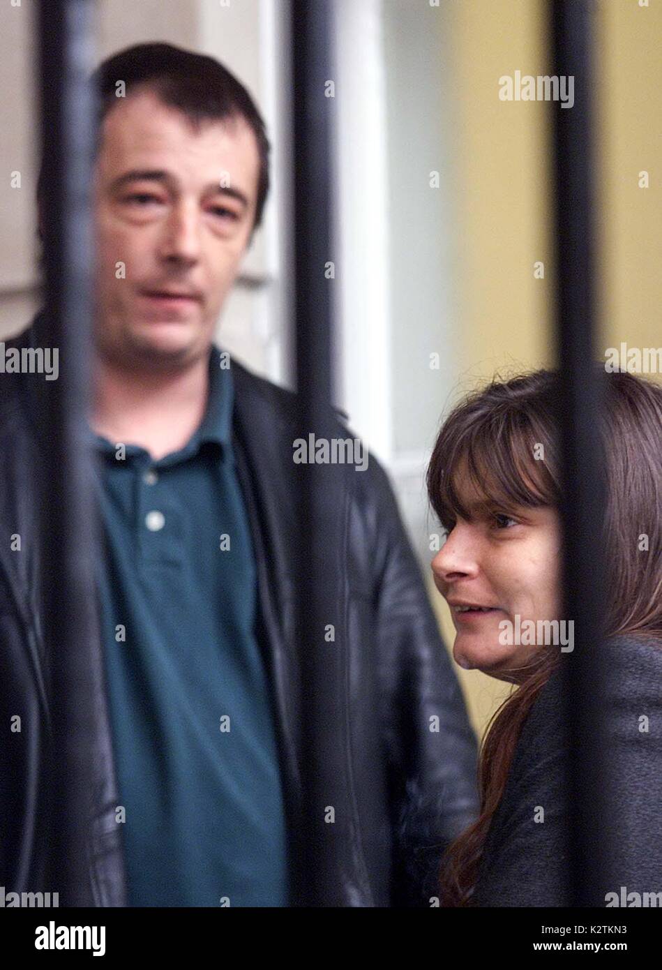 SARAH PAYNE MURDER TRIAL DAY 13 SARA AND MICHAEL PAYNE TAKE A BREAK ...