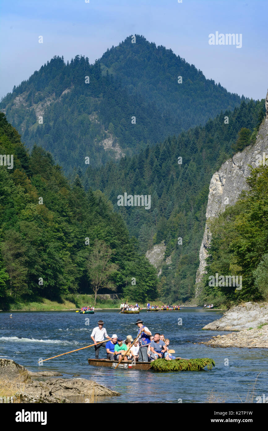 Wooden raft hi-res stock photography and images - Alamy
