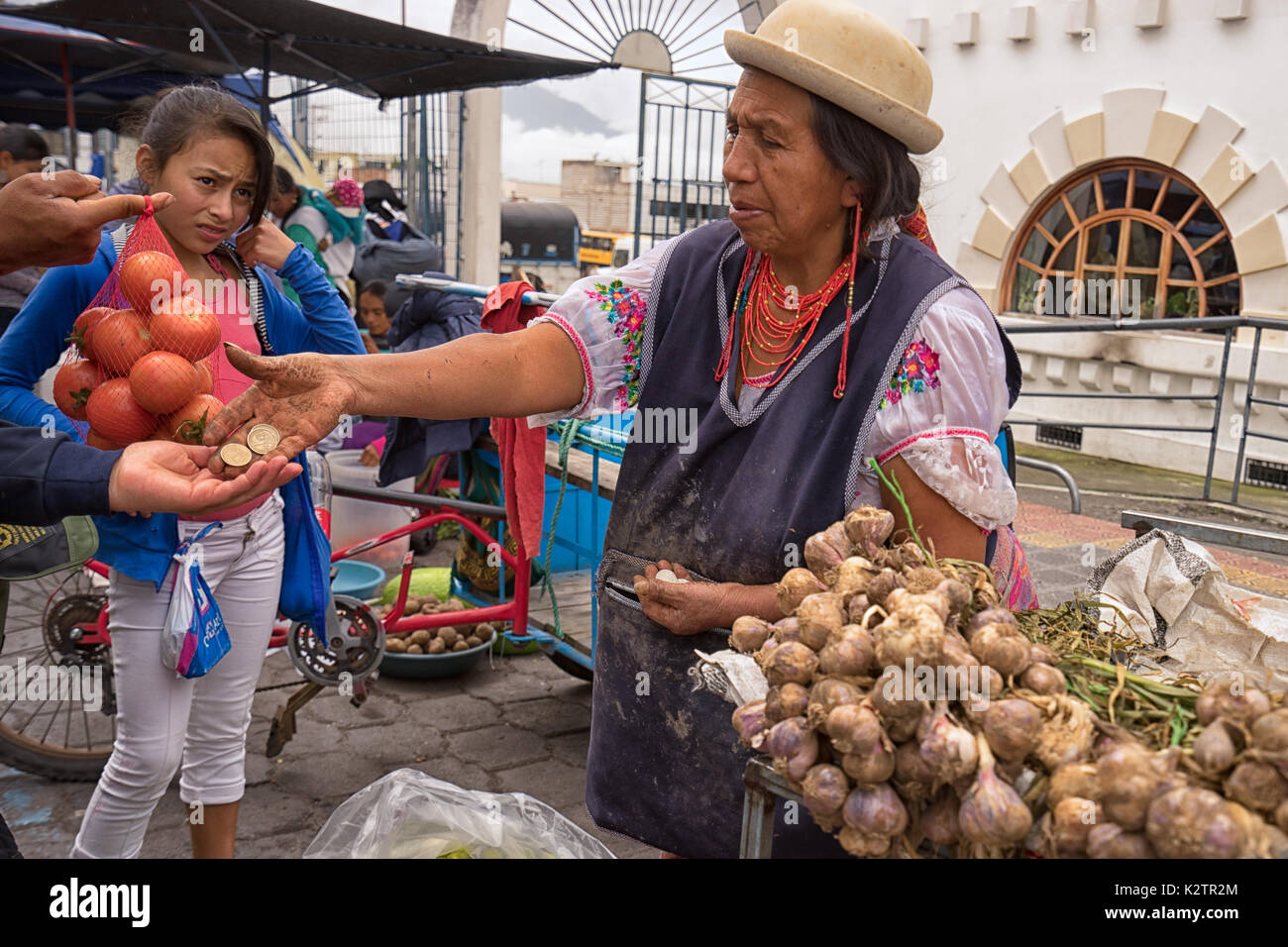 Produce ecuador hi-res stock photography and images - Alamy