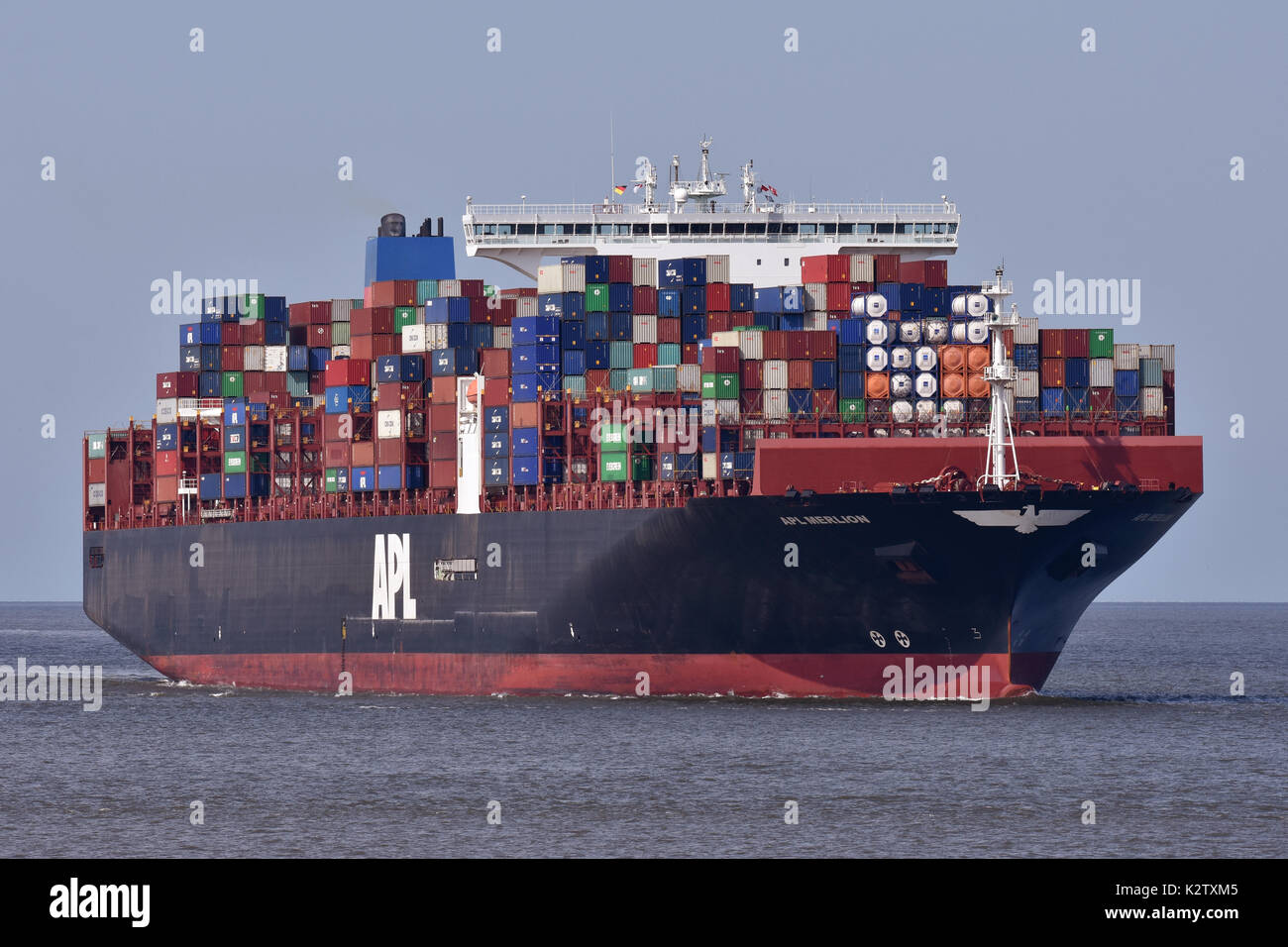 Apl shipping hi-res stock photography and images - Alamy