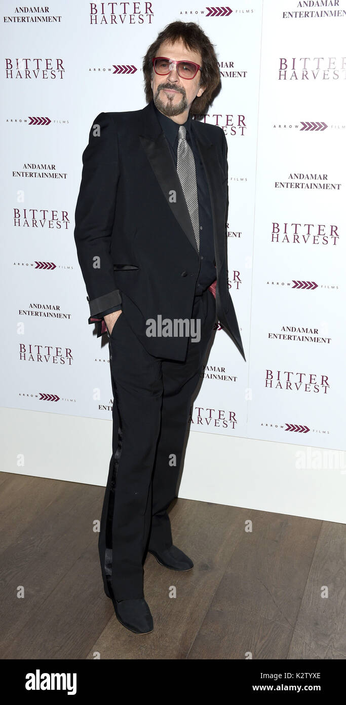 George mendeluk hi-res stock photography and images - Alamy