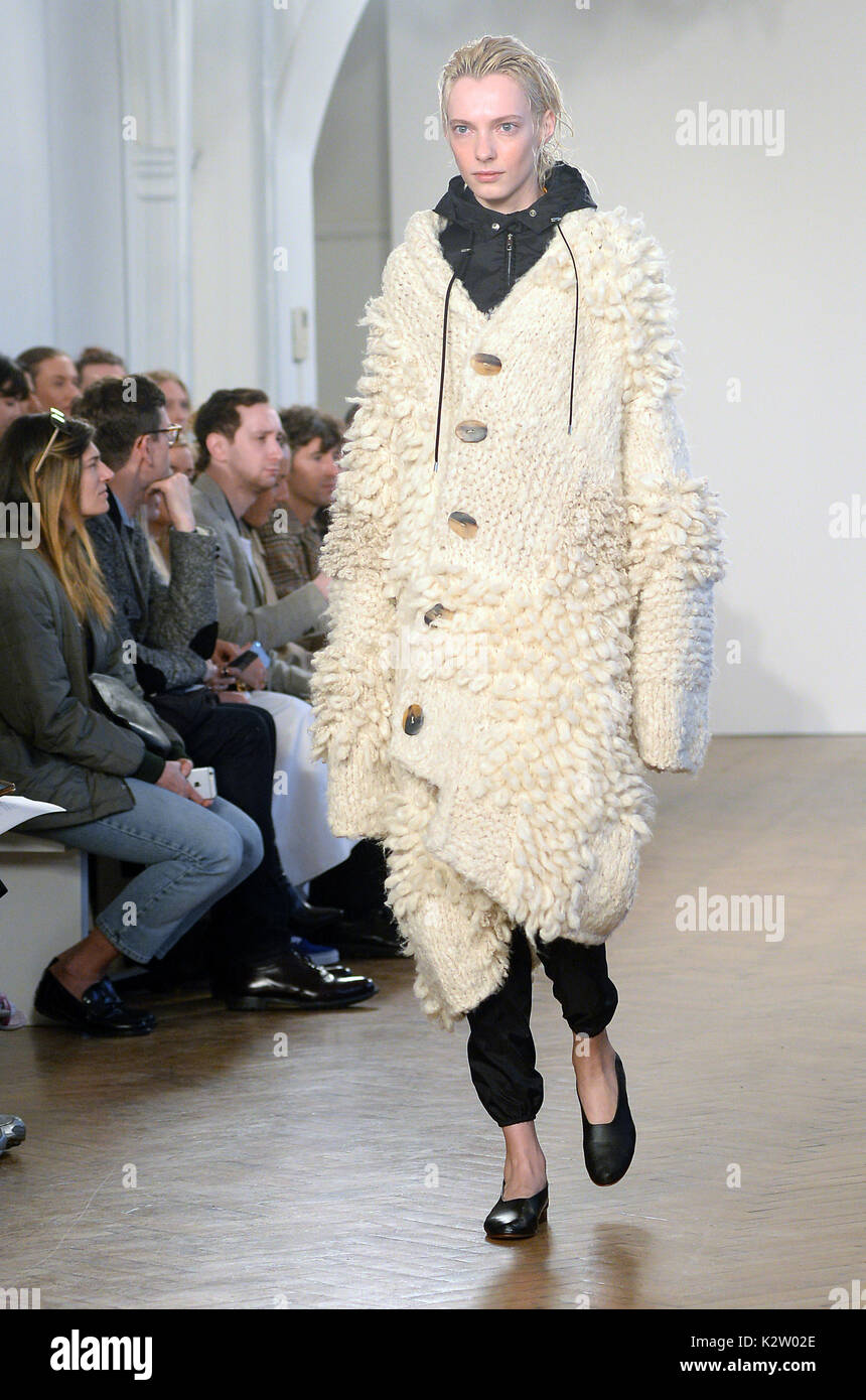Pringle catwalk hi-res stock photography and images - Alamy
