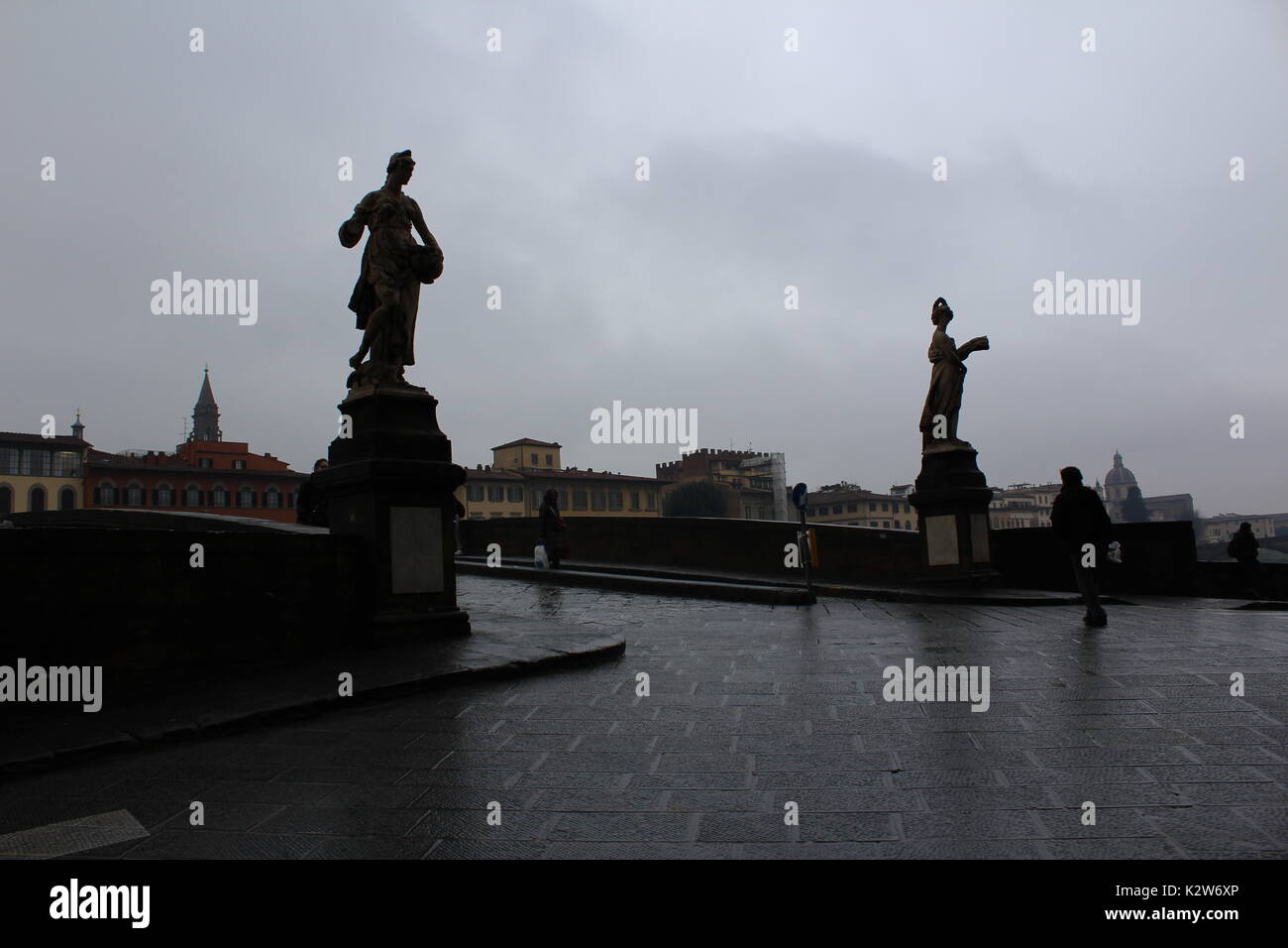 Arno florence statue hi-res stock photography and images - Alamy