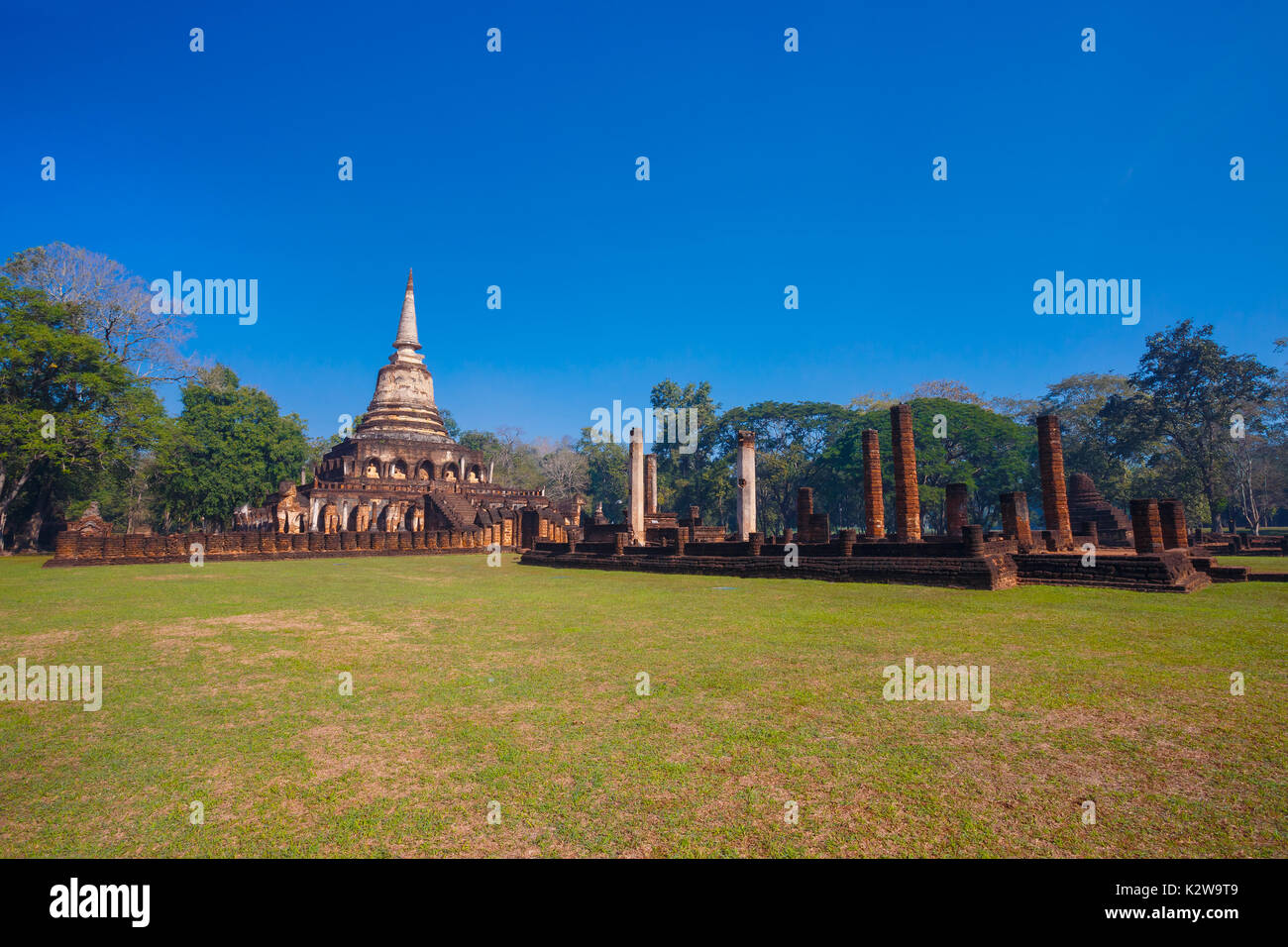 Wat Chang Lom Temple at Si Satchanalai Historical Park, a UNESCO world ...