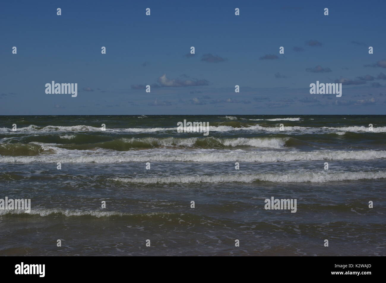Colorful ocean artwork hi-res stock photography and images - Alamy