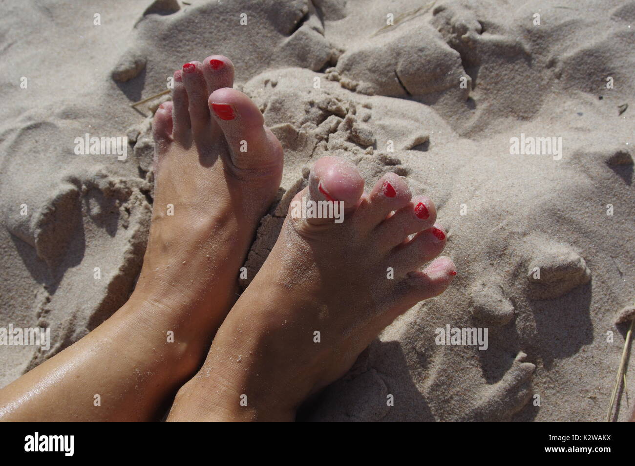 Toes wallpaper hi-res stock photography and images - Alamy