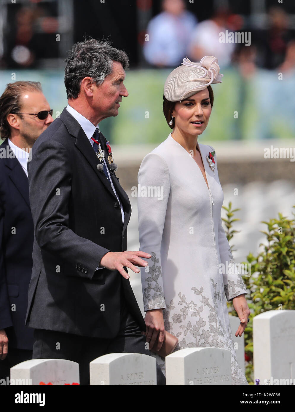 Commander tim laurence hi-res stock photography and images - Alamy