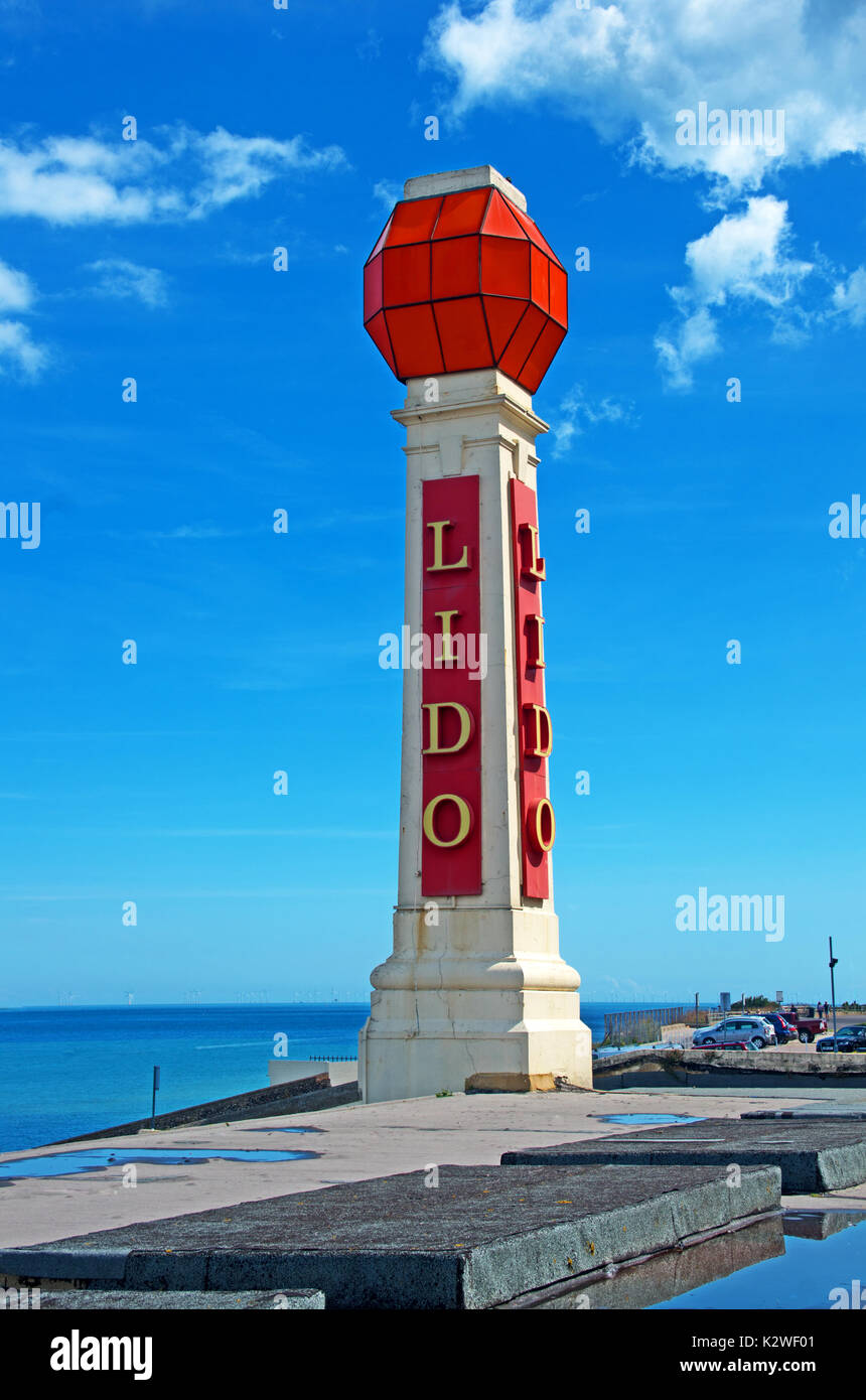 Colume hi-res stock photography and images - Alamy