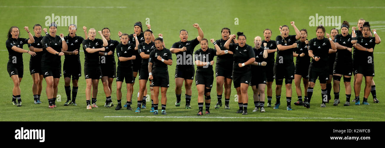 The New Zealand team perform the Haka during the 2017 Women's World Cup ...
