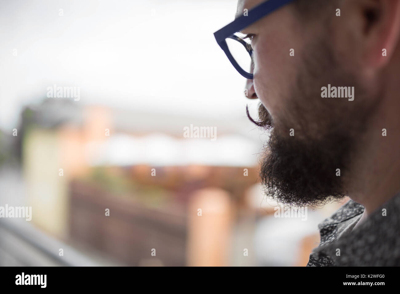 Man curled up hi-res stock photography and images - Alamy