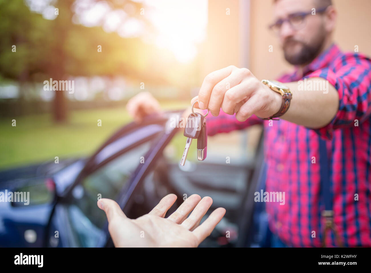 Giving keys back hi-res stock photography and images - Alamy