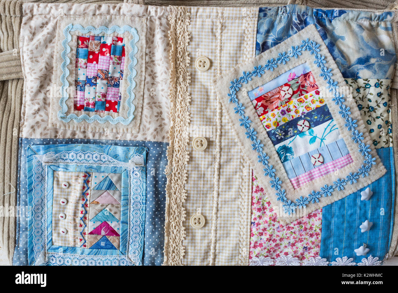 Fabric snippets hi-res stock photography and images - Alamy