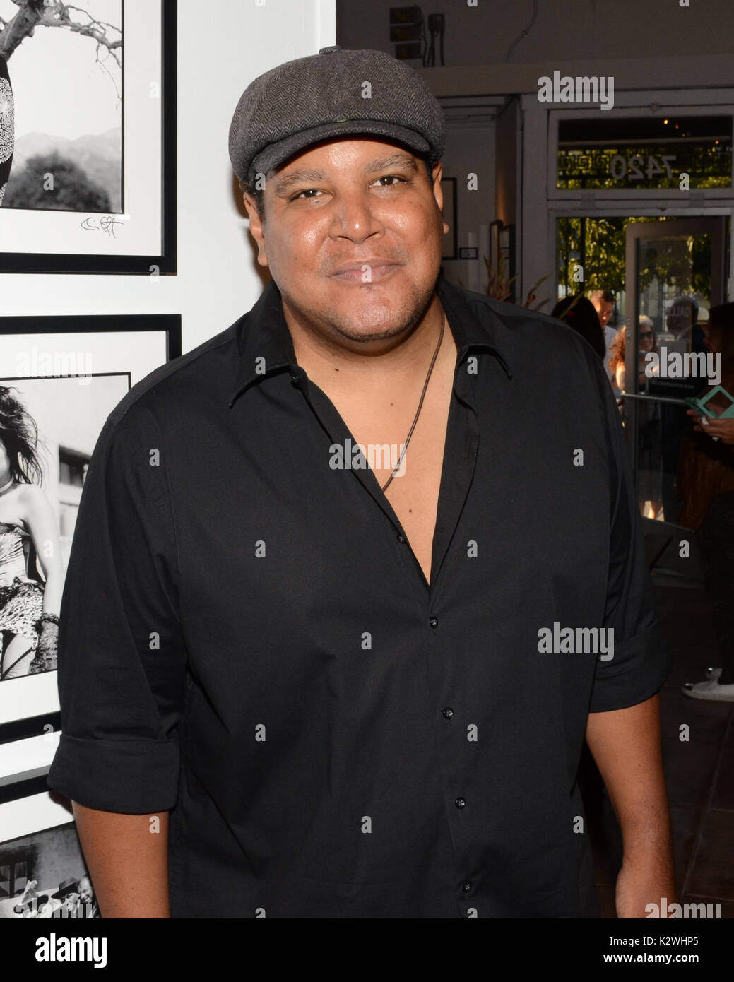 Singer songwriter chris pierce hi-res stock photography and images - Alamy