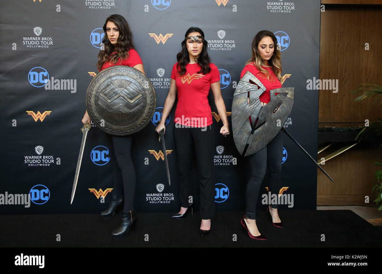 Warner Bros. Studio Tour Hollywood Adds Wonder Woman Exhibit to DC ...