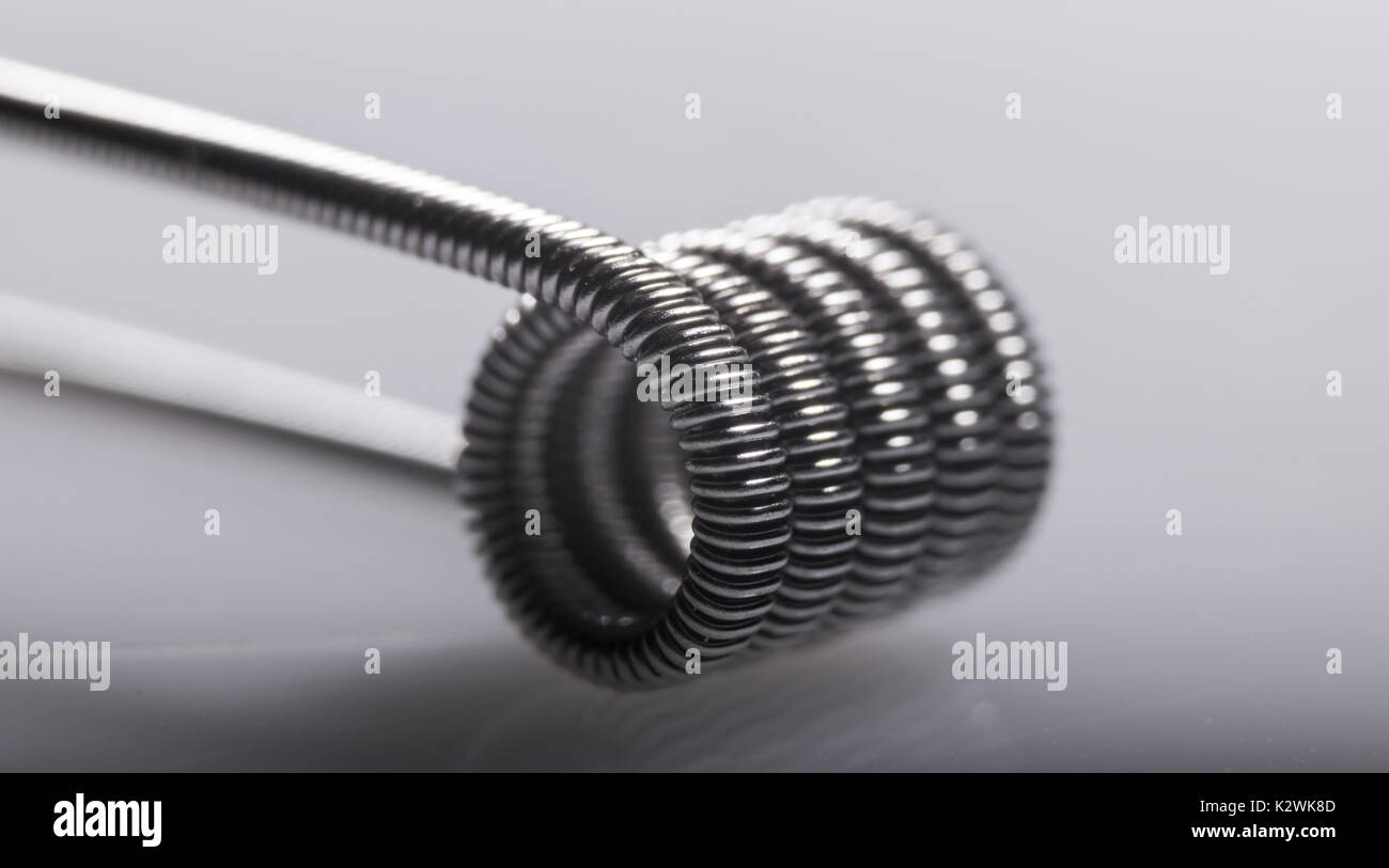 Vape wire coils hi-res stock photography and images - Alamy