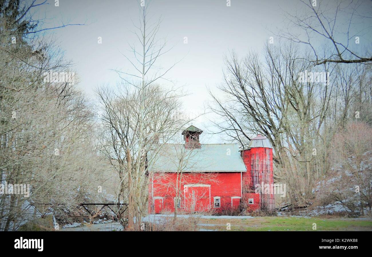 Old cold barn hi-res stock photography and images - Alamy